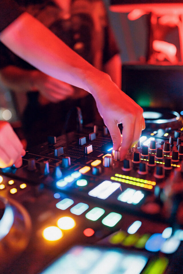 SAMBAROOM - Dubai's hottest party destination I SUSHISAMBA